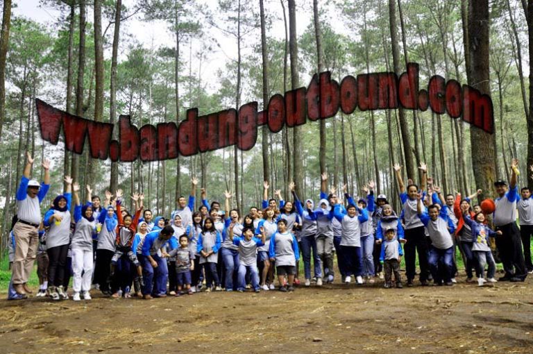 Alat-Alat Pendukung Outbound untuk Keselamatan Peserta